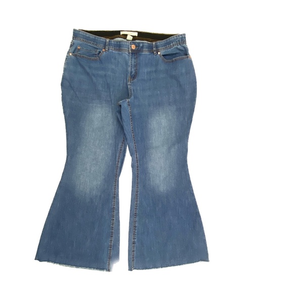 Cato | Jeans | Cato Hi Rise Raw Hem Flare Womens Size 2wp Medium Wash ...